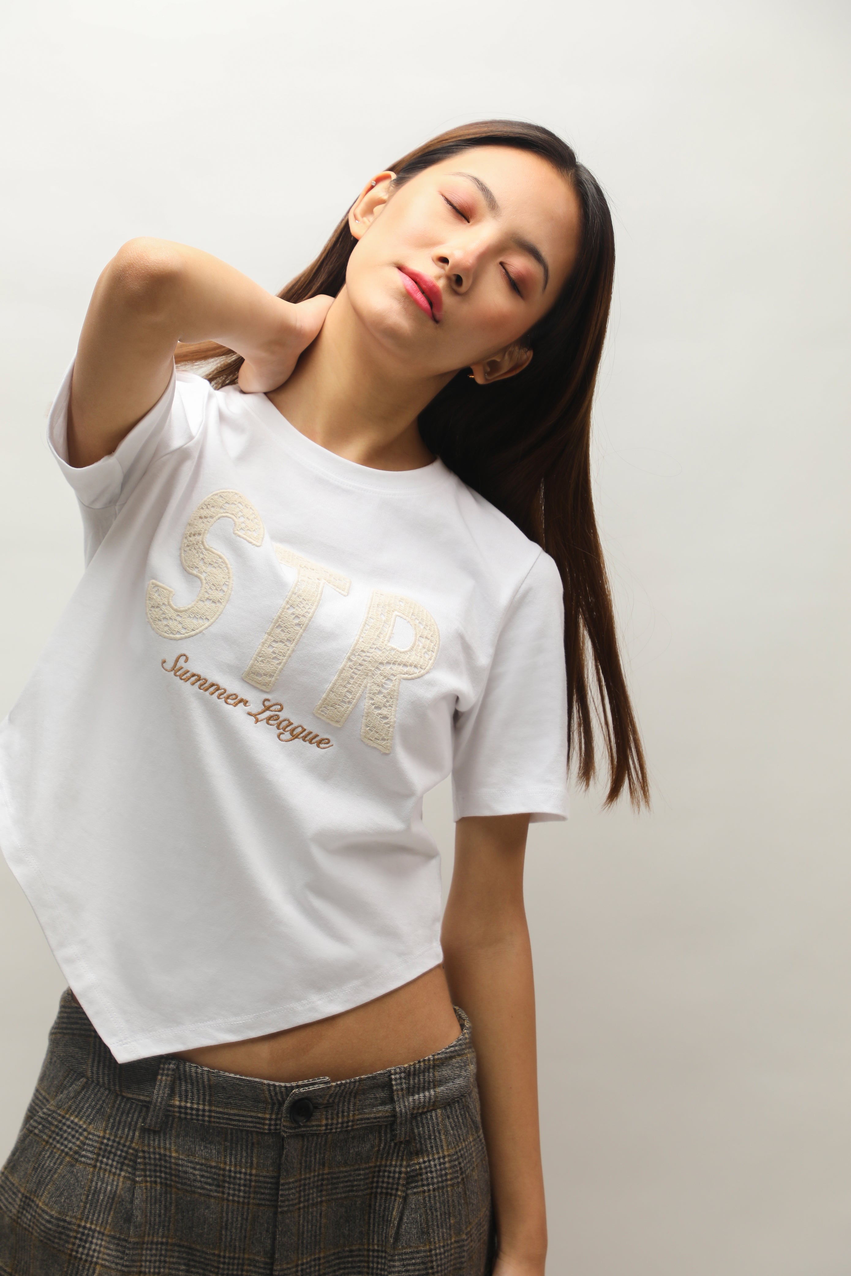 LACE APPLIQUÉ TRIGON T-SHIRT – Struct