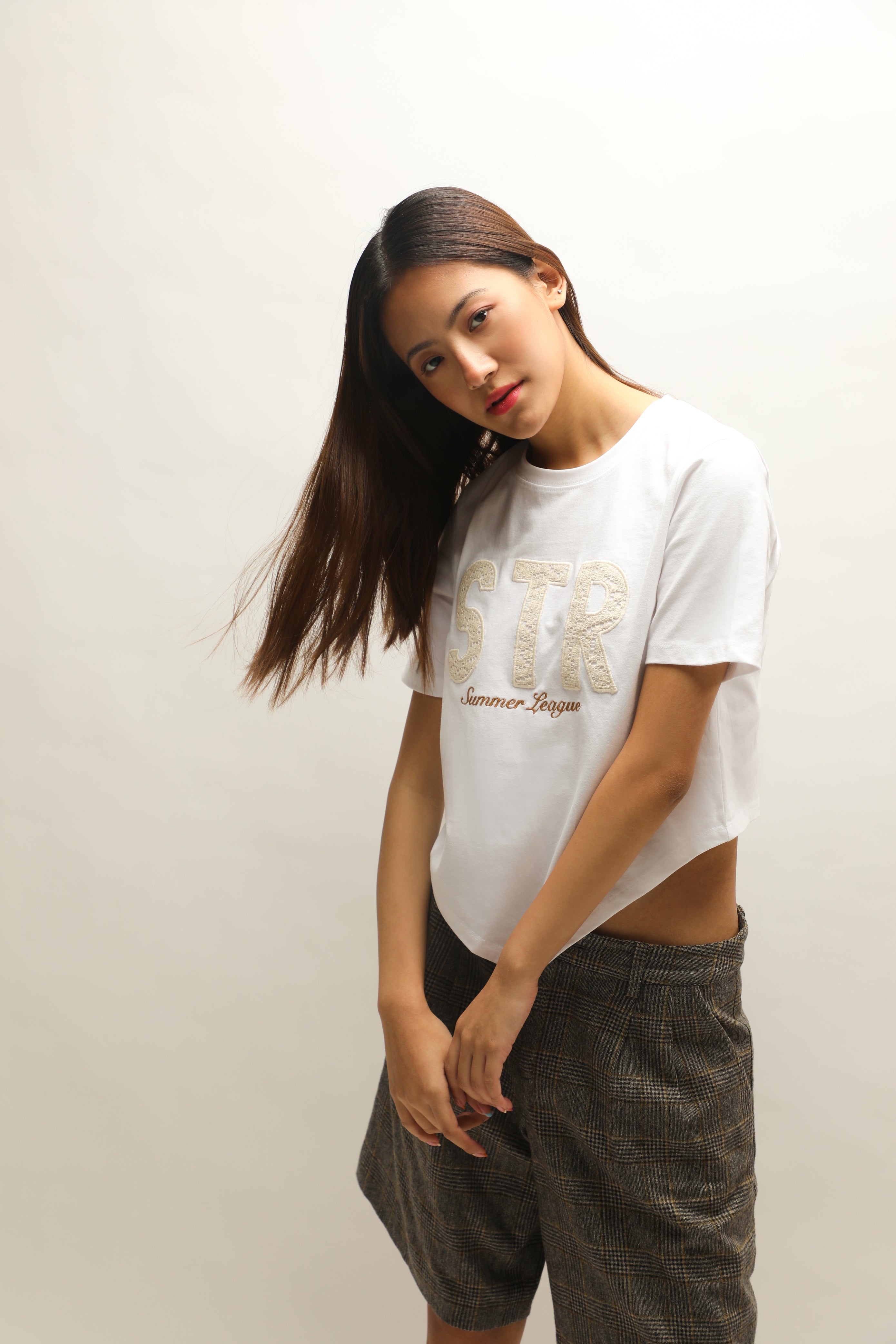 LACE APPLIQUÉ TRIGON T-SHIRT – Struct